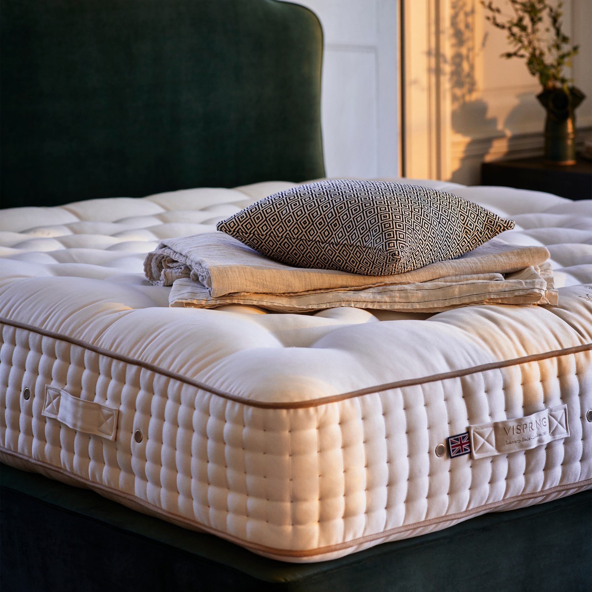 Vispring Luxe Collection – Bedroom & More
